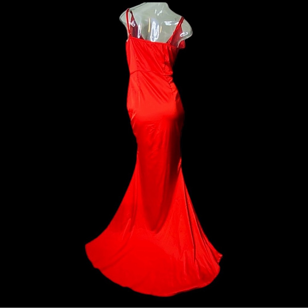 Red Satin Formal Gown With High Slit And Gorgeous Tra… - Gem